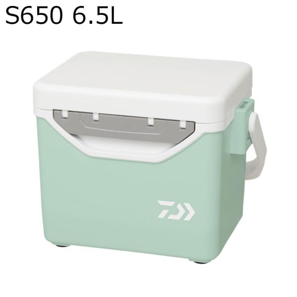 在庫状況：在庫僅少/2026年02月 発売/◆スポーツやアウトドアにピッタリ!ペットボトルや食べ物にも最適な小型クーラーに真空保冷タイプが新登場!◆サンドイッチやオニギリを濡らさず収納できるプルーフケース付き。◆持ちやすいロングハンドルと肩...