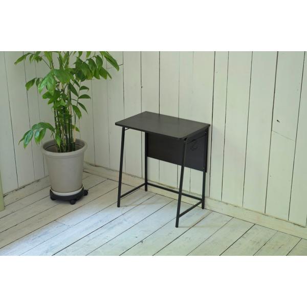 在庫状況：お取り寄せ/3日〜5日で出荷/2024年12月 発売/◆一人暮らしの部屋にも置けるコンパクトサイズ。◆キズや水、汚れに強いメラミン樹脂天板採用。◆横揺れを軽減するバックボード付き。・サイズ(約)：幅60×奥行40×高さ70cm・お...