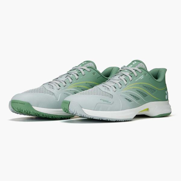 在庫状況：お取り寄せ/2025年07月 発売/◆母指球まで繋がるカーボンが3次元の鋭い蹴り出しを生む、ヨネックス最軽量モデル◆4Eワイド◆パワークッション(R) プラス/[YOSHTAD5WG809220]