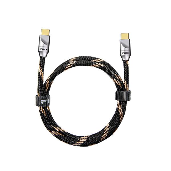 在庫状況：お取り寄せ/2024年08月 発売/◆充電・データ伝送機能のほかUSB Type-C端子を備えたデバイスとUSB DAC機能搭載製品の接続向けに多用途に使えるオーディオケーブル◆触感にも配慮した洗練されたデザイン◆デジタル信号の安...