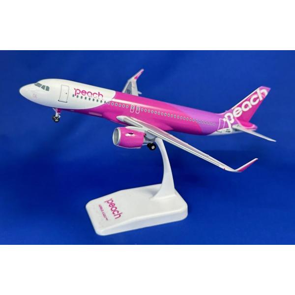 在庫状況：お取り寄せ/2025年02月 発売/※画像はイメージです。実際の商品とは異なる場合がございます。EVER RISE 1/150 Peach Aviation A320neo です。