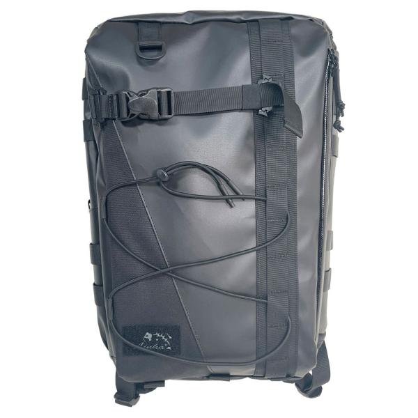 在庫状況：在庫僅少/◆バンクフィッシングの為に専用設計したバックパックです。◆背負いながらのランガンスタイルをコンセプトに開発しました。◆大きな側面開口部から背負った状態で本体内部のタックルを取り出すことが可能です。・サイズ：幅上部32×幅...