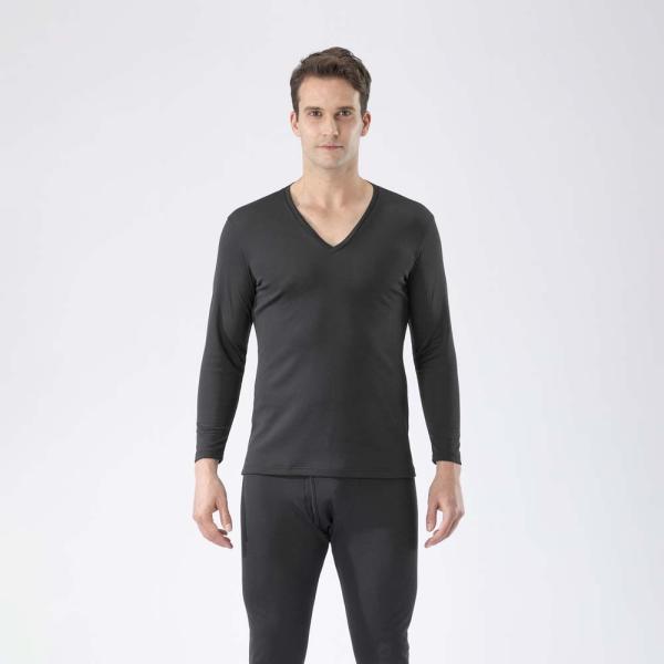 在庫状況：お取り寄せ/◆薄手でも温かい、高機能インナー。◆高いストレッチ性と耐久性を兼ね備えた冬のデイリーシーンのマストアイテムです。◆軽やかで快適に着用いただけます。/[C2JAA61209LL]