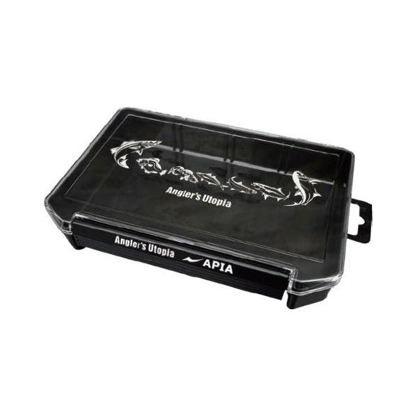 在庫状況：在庫あり/2025年08月 発売/◆様々なターゲット・シチュエーションをあしらったルアーボックス◆フタを開けずに中身が確認できる透明ポリカーボネートカバーを採用・サイズ：205×145×40mm/[GRANDSTAGEルアBOXBK]