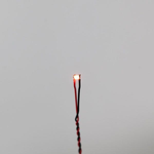 在庫状況：お取り寄せ/2020年03月 発売/※画像はイメージです。実際の商品とは異なる場合がございます。ハイキューパーツ ワンタッチLEDシリーズ2 配線済超小型LEDランプ アンバー(2個入)です。