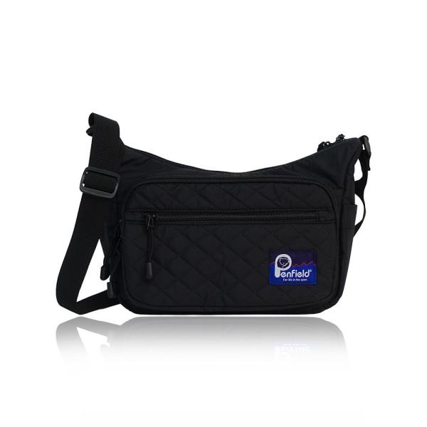 在庫状況：お取り寄せ/◆USA発の老舗アウトドアブランド Penfield(ペンフィールド)から、キルティングデザインを取り入れた(ノブレスシリーズ)のショルダーバッグが登場。◆約210gの軽量ボディながら、見た目以上の収納力を備えています...