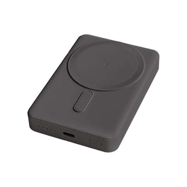 在庫状況：お取り寄せ/2025年10月 発売/※対応機種をお確かめの上、ご購入ください。◆マグネット式ワイヤレス充電搭載のモバイルバッテリー◆ピタッと充電◆充電残量がわかる/[QTW0501BK]