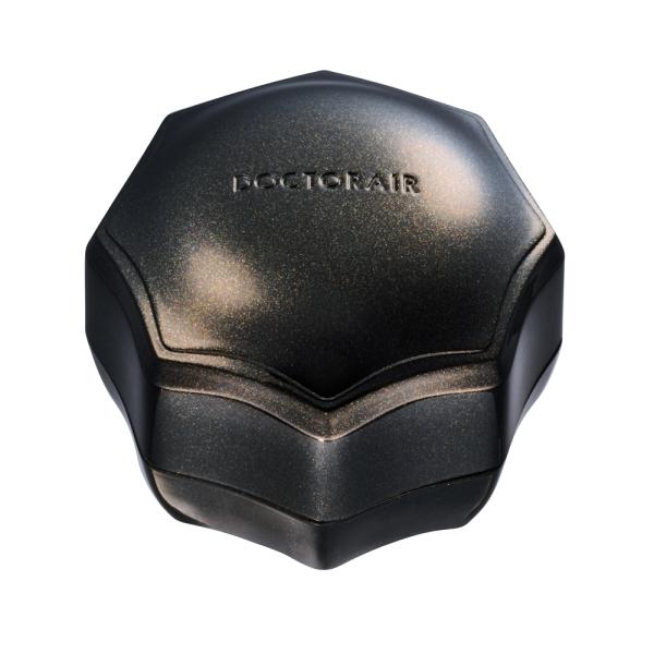 在庫状況：お取り寄せ/2025年10月 発売/※画像は一部別色を使用しています。◆頭皮にフィットする3Dフィット構造◆髪にも頭皮にもやさしいピン先◆静電気による広がり防ぐ帯電防止剤配合/[BBR01BK]