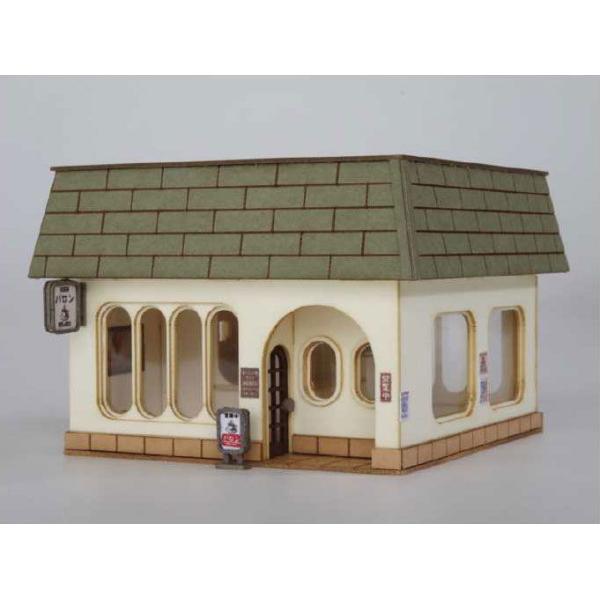 在庫状況：お取り寄せ/お届け：1〜2ヶ月/2025年08月 発売/※画像は完成イメージです。本製品は一部塗装が必要な組み立て式のペーパーキットです。梅桜堂のペーパーキットストラクチャー、喫茶店 A【1/150スケール】です。