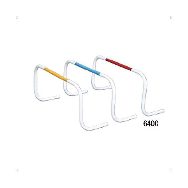 在庫状況：お取り寄せ/3日〜8日で出荷/※画像はイメージです。※この商品は ミニハードル30 5台入(アカ) です。◆倒しても自然に起き上がるので、練習に集中できます。◆軽くて持ち運びが簡単です。◆軽い樹脂製で脚に当たっても痛くありません。...