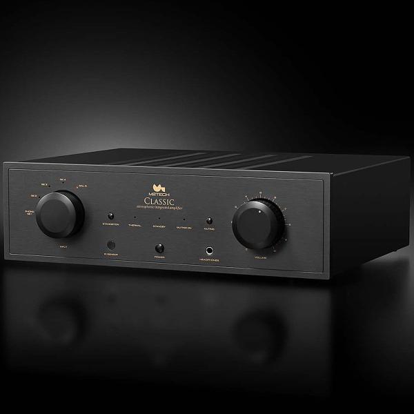 在庫状況：お取り寄せ/2024年11月 発売/◆伊M2TECHから新(Classicシリーズ)がラインナップ◆往年のオーディオ機器を彷彿とさせるフルサイズモデル◆設計は現代的で、最新のパーツによって構成/[CLASSICINTEGAMP]