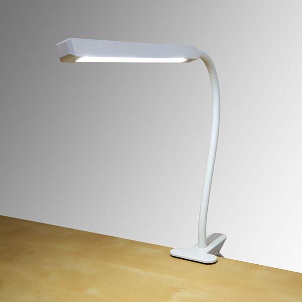 在庫状況：お取り寄せ/お届け：2〜3週間/◆クリップ式なので店舗の補助照明や机周りなどにパチッと挟んで使用できます。◆照射物にやさしい明かりですので、お部屋や寝室はもちろん店舗などのディスプレイライトとしても最適です。◆LEDを使用していま...