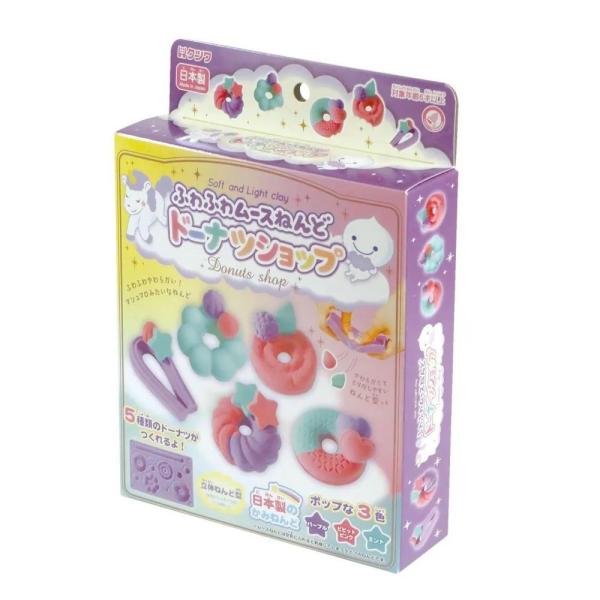 在庫状況：お取り寄せ/お届け：2〜3週間/2026年03月 発売/◆かわいい5種類のドーナツが作れるよ!◆やわらかくて取り出しやすい立体ねんど型付◆ポップな3色のねんど入/[PT217]