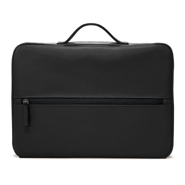 在庫状況：お取り寄せ/2022年11月 発売/※対応サイズをお確かめの上、ご購入下さい。◆マット調の上質なソフトPUレザーを使用した型崩れしにくいノートPC用バッグ。◆PCアクセサリを収納できるフロントポケットは、外側に膨らまない設計でスマ...