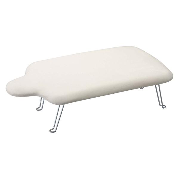 在庫状況：お取り寄せ/◆人体構造を考え、機能・掛け心地を追求しました。◆服がぴったりフィットするから、前身頃、後身頃も一気にアイロン掛けできます。◆めんどうだった袖口もアイロン台の首のところにはめて簡単に！/[04655ヤマジツ]