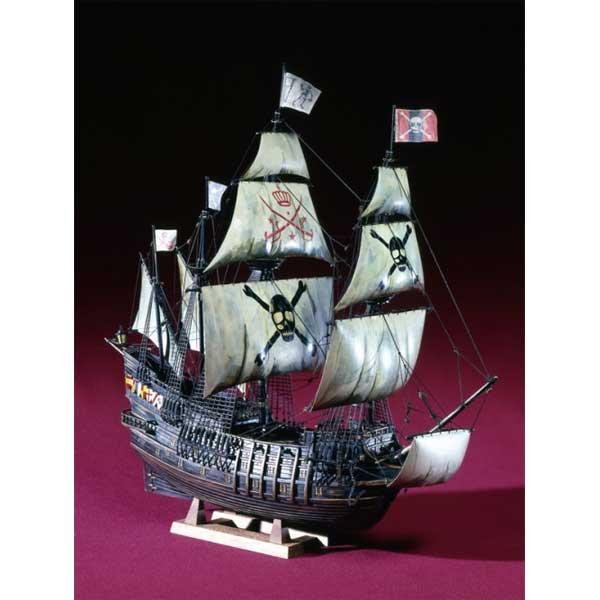在庫状況：お取り寄せ/2025年03月 発売/※画像はイメージです。実際の商品とは異なる場合がございます。アオシマ　1/100 大型帆船 No.12 海賊船 です。
