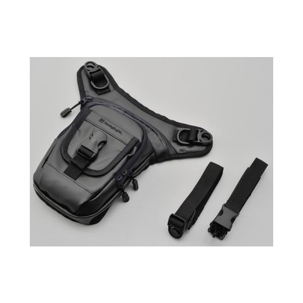 在庫状況：お取り寄せ/お届け：2〜3週間/◆身の周りのものをすっきり身に付けられるホルスタータイプのバッグ◆小物収納のほか、長財布がすっぽり入る長物収納、スマートフォンが入るフラップ収納の3室構造◆収納：縦230×横130×厚み35mm/長...