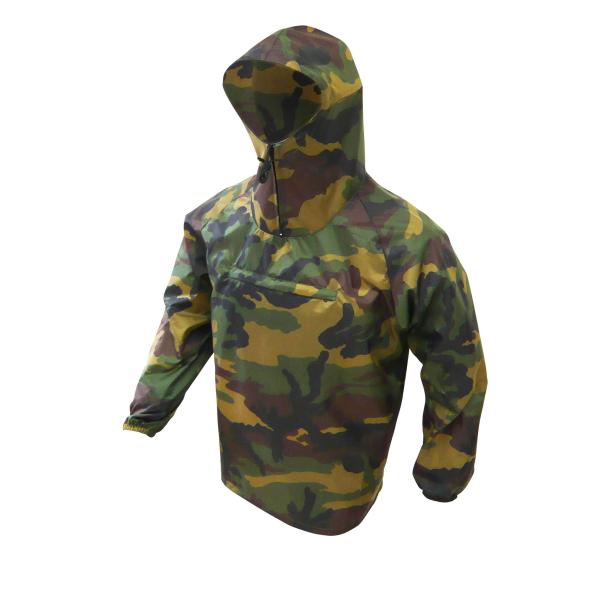 在庫状況：お取り寄せ/お届け：約2週間/◆迷彩柄のポリエステルヤッケです◆肩や腕が動かしやすい、ラグラン袖を採用!◆ちょっとした小物入れに便利な、ファスナー付胸ポケット/[NO1580GRNM]