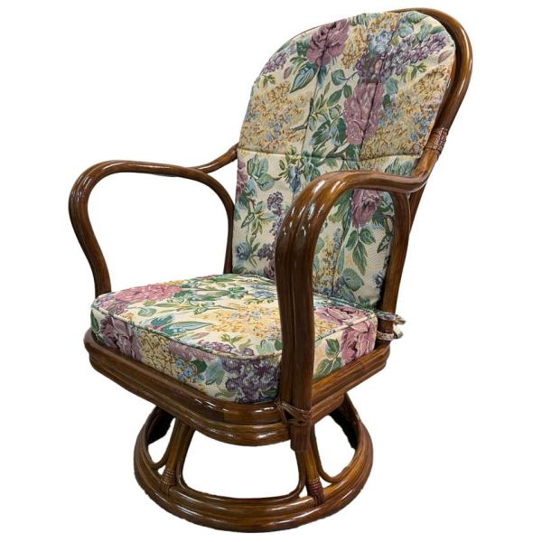 在庫状況：お取り寄せ/7日〜10日で出荷/※画像はイメージです。◆自宅でのリラックスタイムを格上げするラタンチェア。◆通常より肘掛けを高く設計し、ゲーミングチェアのように長時間の読書やスマホ操作でも腕が疲れない、快適な座り心地をご提供します...