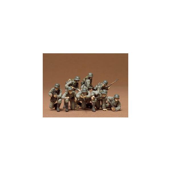 在庫状況：お取り寄せ/3日〜6日で出荷/※画像はイメージです。実際の商品とは異なる場合がございます。タミヤ 1/35 ミリタリーミニチュアシリーズ ドイツ歩兵 進撃セットです。