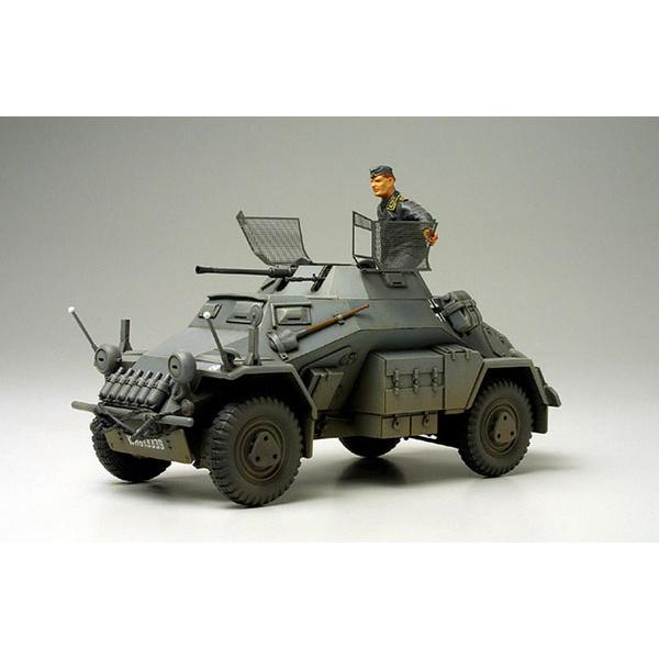 在庫状況：お取り寄せ/※画像はイメージです。実際の商品とは異なる場合がございます。タミヤ 1/35 ドイツ4輪装甲偵察車 Sd.Kfz/222 (エッチングパーツ付き)です。