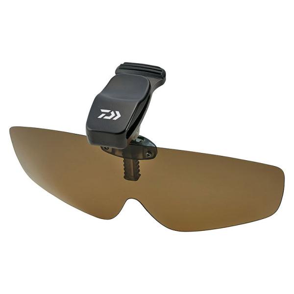 在庫状況：お取り寄せ/お届け：1〜2週間/◆キャップのツバに簡単に装着可能、調整機能充実の偏光グラス・偏光度：99％・可視光線透過率：25％/[08390007ダイワ]
