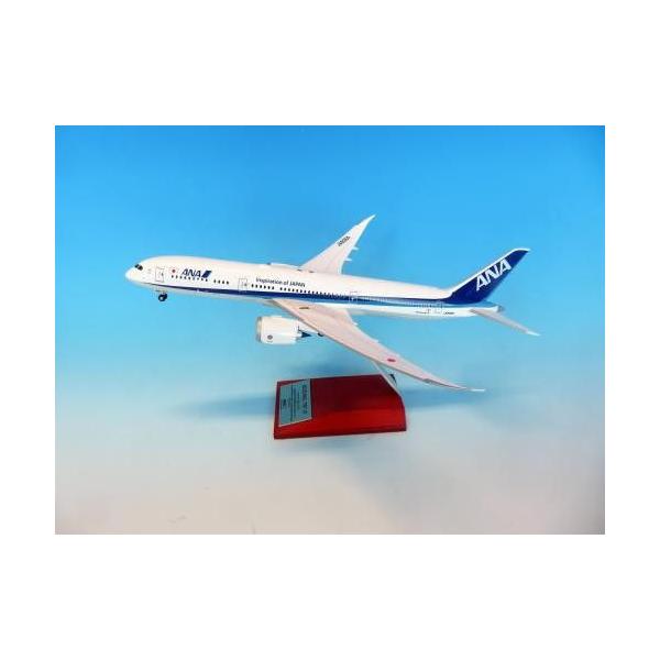 在庫状況：お取り寄せ/※画像はイメージです。実際の商品とは異なる場合がございます。全日空商事　1/200 787-9 JA936A完成品(WiFiレドーム・ギアつき) です。