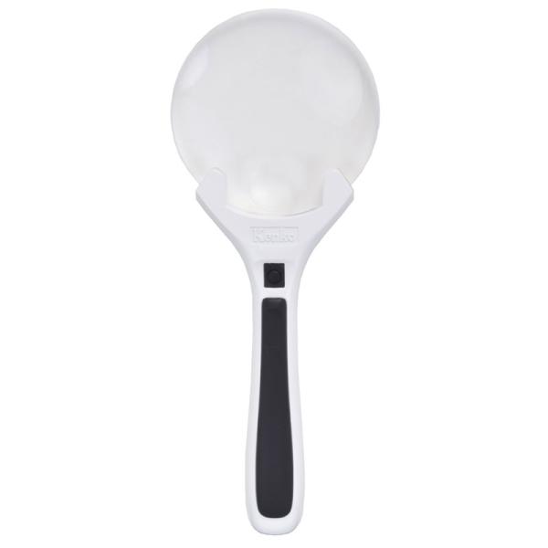 在庫状況：お取り寄せ/◆90mmの大きなレンズで広い範囲が見え見易さ抜群◆LEDライトで手元を明るく照らし、フチなしレンズで視界を妨げない見やすいルーペです。◆目が疲れにくい倍率2倍。より小さな文字も見やすい3.5倍の小玉レンズ付き/[PK...