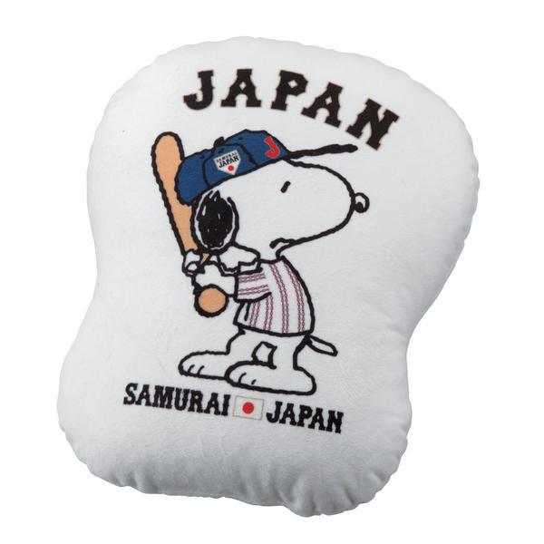 在庫状況：お取り寄せ/2025年11月 発売/◆侍ジャパンとスヌーピーのコラボレーション!◆車内でもお部屋でも背当てクッションとしても使える◆ユニフォーム姿のスヌーピーがかわいい/[523531WH]