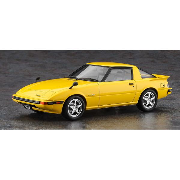 在庫状況：お取り寄せ/2026年02月 発売/※画像はイメージです。実際の商品とは異なる場合がございます。ハセガワ 1/24 マツダ サバンナ RX-7 (SA22C) 中期型 “カスタムホイール”です。