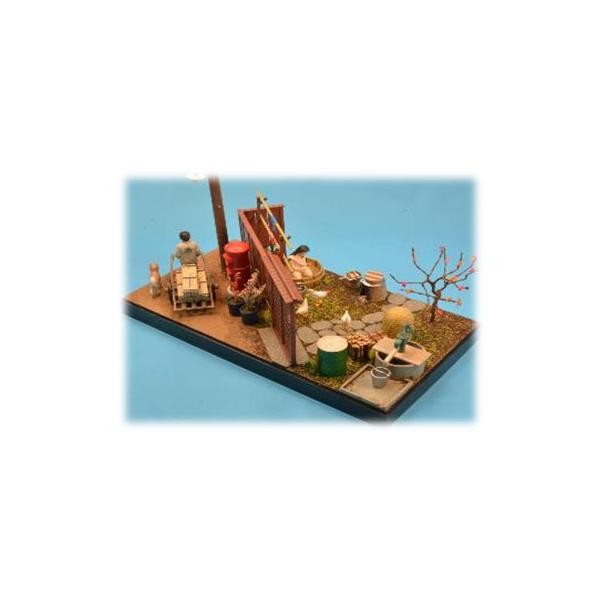 在庫状況：お取り寄せ/2024年03月 発売/※画像はイメージです。実際の商品とは異なる場合がございます。※完成品画像は着色済みです。一部、付属以外の部品を使用しております。マイクロエース 1/32 風物詩シリーズ No.21 行水 です。