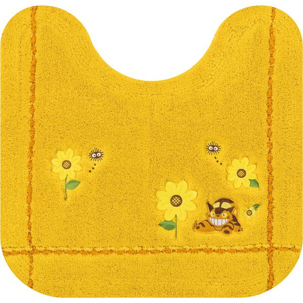 在庫状況：お取り寄せ/7日〜10日で出荷/※乾燥機不可◆元気いっぱい駆けるネコバスがポイント。◆映画のワンシーンが思い浮かぶジブリファンにはたまらないトイレマット。・商品サイズ(約)：600×580×15mm/[19752センコ]