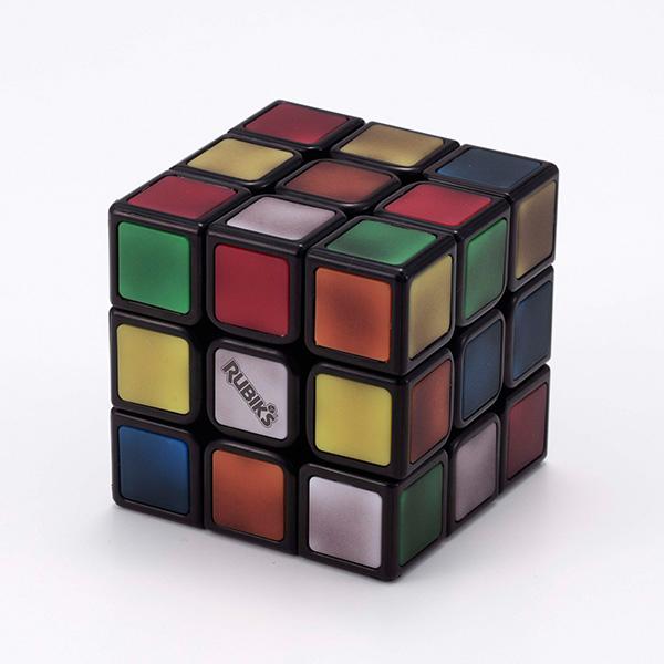 在庫状況：お取り寄せ/※画像はイメージです。実際の商品とは異なる場合がございます。※同一と思われるお客様より大量のご注文をいただいた場合、ご注文をお取り消しとさせていただく場合がございます。ルービックキューブ初温度変化で色が現れるパズル！