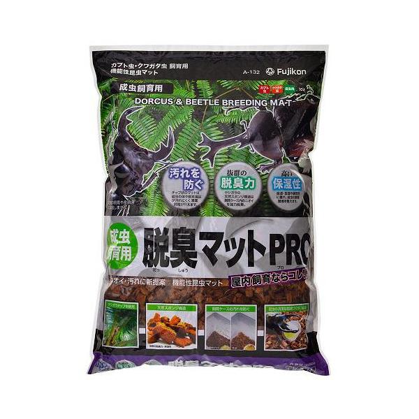 在庫状況：お取り寄せ/7日〜10日で出荷/※仕様やパッケージは、リニューアルなどの理由で変更になっている場合がございます。予めご了承下さい。◆飼育ケース内のニオイを強力脱臭し、昆虫や飼育用品の汚れを軽減できる成虫専用マットです。◆チップ状の...