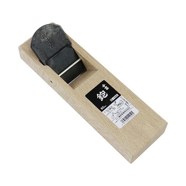 在庫状況：お取り寄せ/取引先在庫あり2日〜4日で出荷/※刃物ですので、取扱いには充分注意してください。※カンナ身、刃先に亀裂がある場合は使用しないでください。※カンナ身の刃部を叩かない様にしてください。※材料に釘などの異物があれば取り除いて...