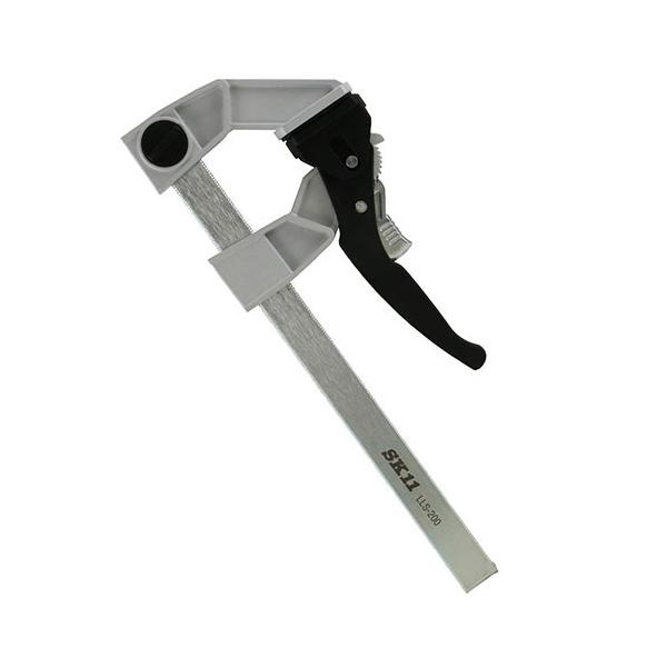 在庫状況：お取り寄せ/取引先在庫あり2日〜4日で出荷/※仮止め用クランプとしてご使用ください。※吊り下げ作業や足場作業の固定などクランプ以外の用途では使用しないでください。※メガネ、手袋など保護具を着用し、足元の安定した場所でご使用ください...