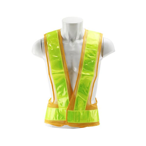 在庫状況：お取り寄せ/取引先在庫あり2日〜4日で出荷/※製品の仕様は予告なく変更することがあります。※反射ベストに使用している反射テープは、光があたると光源に向かって反射するタイプで、自発光・蓄光タイプではありません。※洗濯は方法に関係なく...