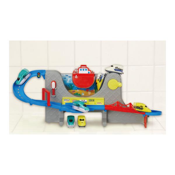 在庫状況：在庫僅少/2018年10月 発売/※画像はイメージです。実際の商品とは異なる場合がございます。※同一と思われるお客様より大量のご注文をいただいた場合、ご注文をお取り消しとさせていただく場合がございます。おふろのお湯と氷水で新幹線の...