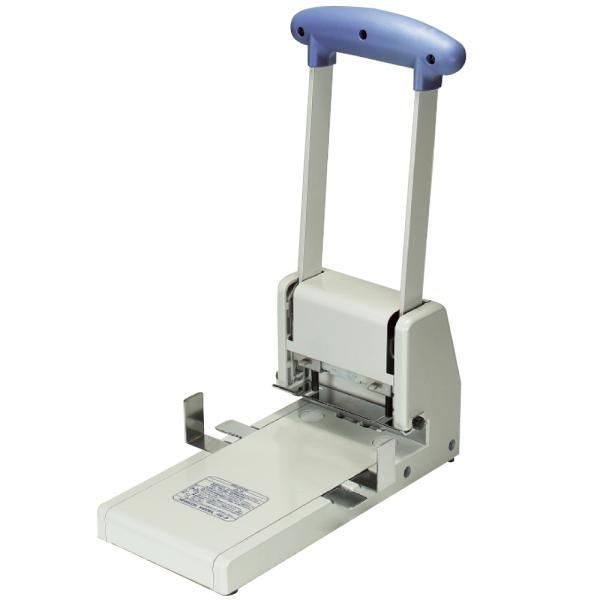 在庫状況：お取り寄せ/2001年05月 発売/◆200枚のPPC用紙も軽いタッチでパンチができる、2穴あけ強力パンチ。◆センター合わせが簡単なペーパーガイド ダブルゲージです。ガイド対応サイズ:B6、A5、B5、A4、B4、A3(短辺)◆替...