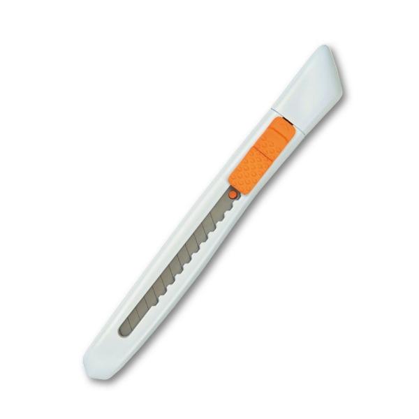 在庫状況：お取り寄せ//2008年01月 発売/◆やわらかカーブが色々な持ち方にフィットします。手になじむ、なめらかフォルム。◆安全ロック機構、ワンタッチで刃を固定します。◆刃に折れ目が付いており、切れ味が落ちたら先端を折り取るタイプです。...