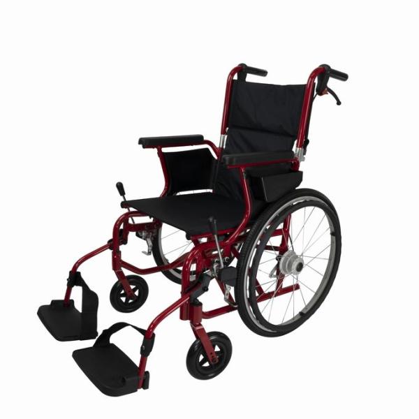 在庫状況：お取り寄せ/お届け：約1週間/◆軽量・コンパクトで持ち運びしやすく、使用者のニーズから誕生した世界最小クラスの車いす(自走式・介助兼)です。◆足置きをはね上げ、肘掛の下に収納できる構造にしたことで、洗面台や調理台にひざ先まで近づけ...