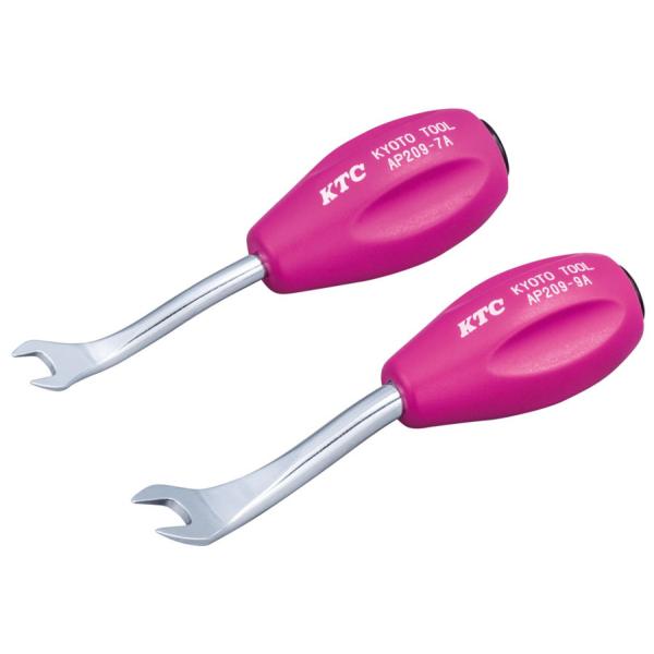 在庫状況：お取り寄せ/3日〜5日で出荷/◆ロックピン引抜きタイプ樹脂製クリップの取り外しに使用する専用工具です。◆やり形先端採用で、三つ溝、四つ溝ロックピン引抜きタイプに対応。◆ロックピンに滑り込ませるように先端を差し込むと、ピンが自然に外...