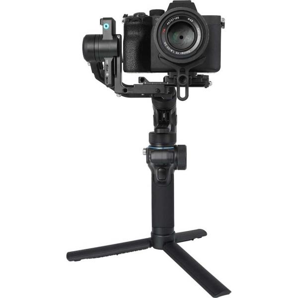 在庫状況：お取り寄せ/お届け：1〜2ヶ月/2024年03月 発売/※画像は使用イメージです。カメラ・スマートフォン等は付属しておりません。◆Feiyu SCORP-Mini 2に、便利なアクセサリが同梱されたコンプリートセット◆ペイロード1...