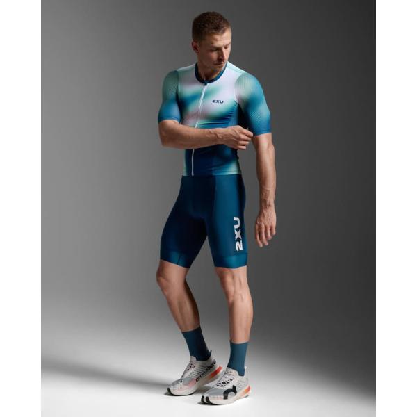 在庫状況：在庫僅少/※適切なサイズを着用していただきますようお願いいたします。サイズガイドがございますので、ご確認の上、ご自身に合ったサイズをお選びください。◆優れたエアロダイナミクスとベンチレーション技術を兼ね備えた、最高峰のパフォーマン...