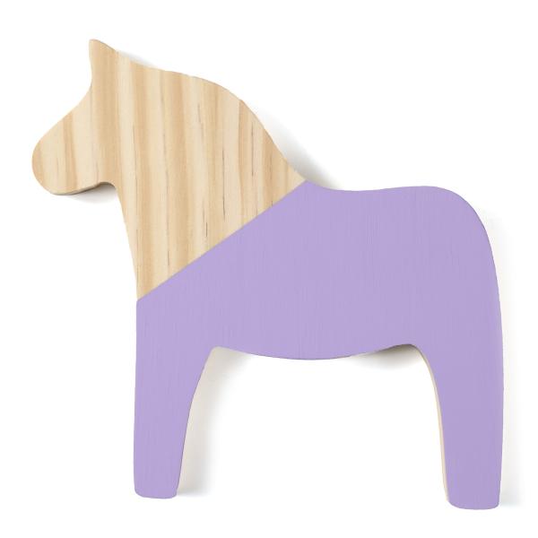 幸せを運んでくれるスウェーデンのダーラナホースの置物。ぬくもりがある木製です。特別な願いを込めた6色のカラーペイントがほどこされています。分類タグ:  【書籍・雑貨など】  【ピンク】  【パープル】  【ブルー】  【グリーン】  【イエ...