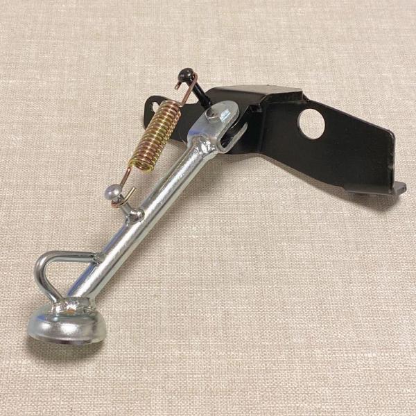 社外のDIO AF18 AF25用サイドスタンドになります。商品詳細適合車種 : ホンダ DIO ディオ AF18 AF25 (形状を確認の上落札お願いいたします。 )材質 :金属内容量 : 1ピース 海外製のため細かい傷、汚れ等が含まれる...