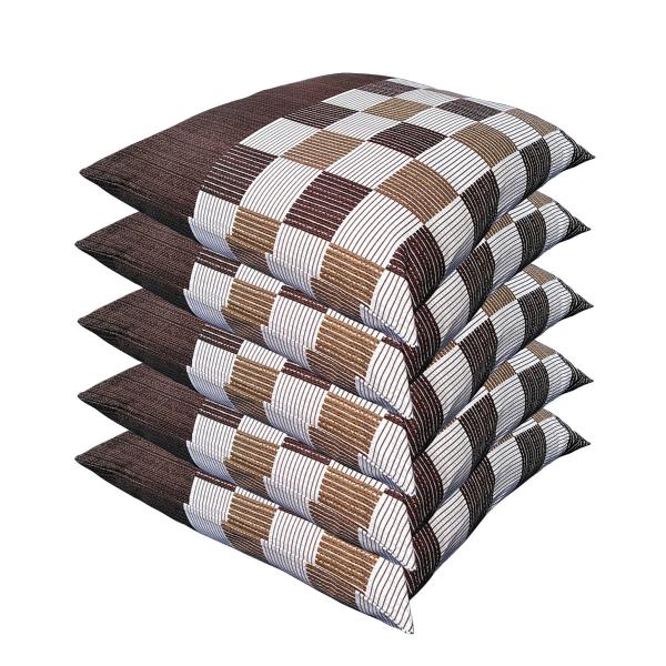 送料無料の座布団カバーです。お買い得な５枚セットでの販売です。在庫限りのお買い得商品です。ネコポス便での対応限定とさせていただきます。サイズは約５５×５９ｃｍです。銘仙判　サイズです。生地組成は綿１００％です。安心の日本製です。座布団カバー...