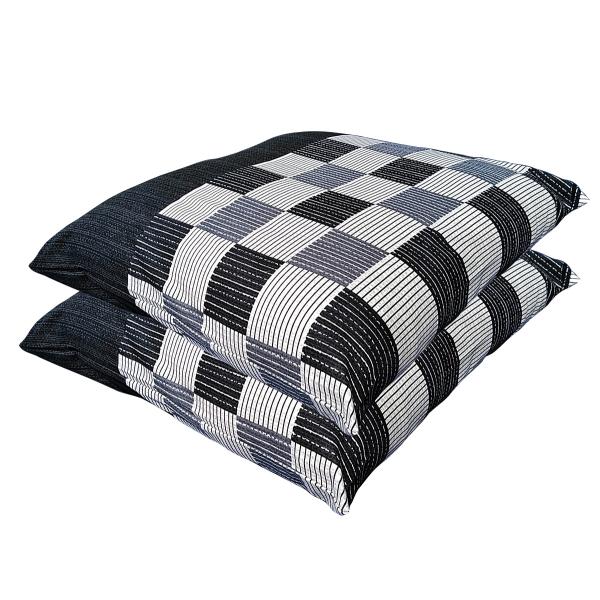 超特価　送料無料の座布団カバー２枚セットです。在庫限りのお買い得商品です。クロネコゆうパケット便での対応限定とさせていただきます。サイズは約５９×６３ｃｍです。八端判　サイズです。生地組成は綿１００％です。座布団カバーのみの販売です。座布団...