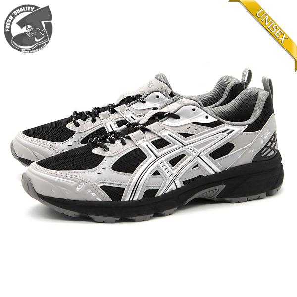 ■商品説明GEL-NUNOBIKIは、2000年代初頭のトレイルシューズをオマージュしたスニーカー。このスニーカーは、アッパーにGEL-KAHANA3とGEL-TARGETのデザイン要素を取り入れている。マットや半光沢の質感の異なる素材が使...