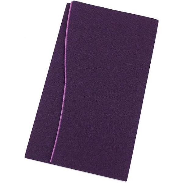 シビラカラーと呼ばれるその独特の色彩は、ときに優雅にときにエキゾチックに暮らしを彩ります。Sybilla(シビラ)は、スペインを活動拠点にするクリエーター・シビラがデザインするブランド。トレンドに左右されない個性と温もりを感じるさまざまなア...